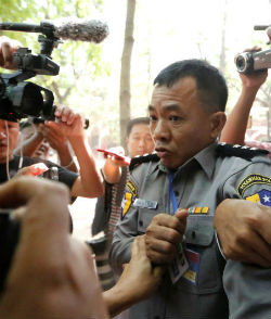 Bangkok Post - Myanmar cop describes ‘trap’ to arrest reporter of atrocity