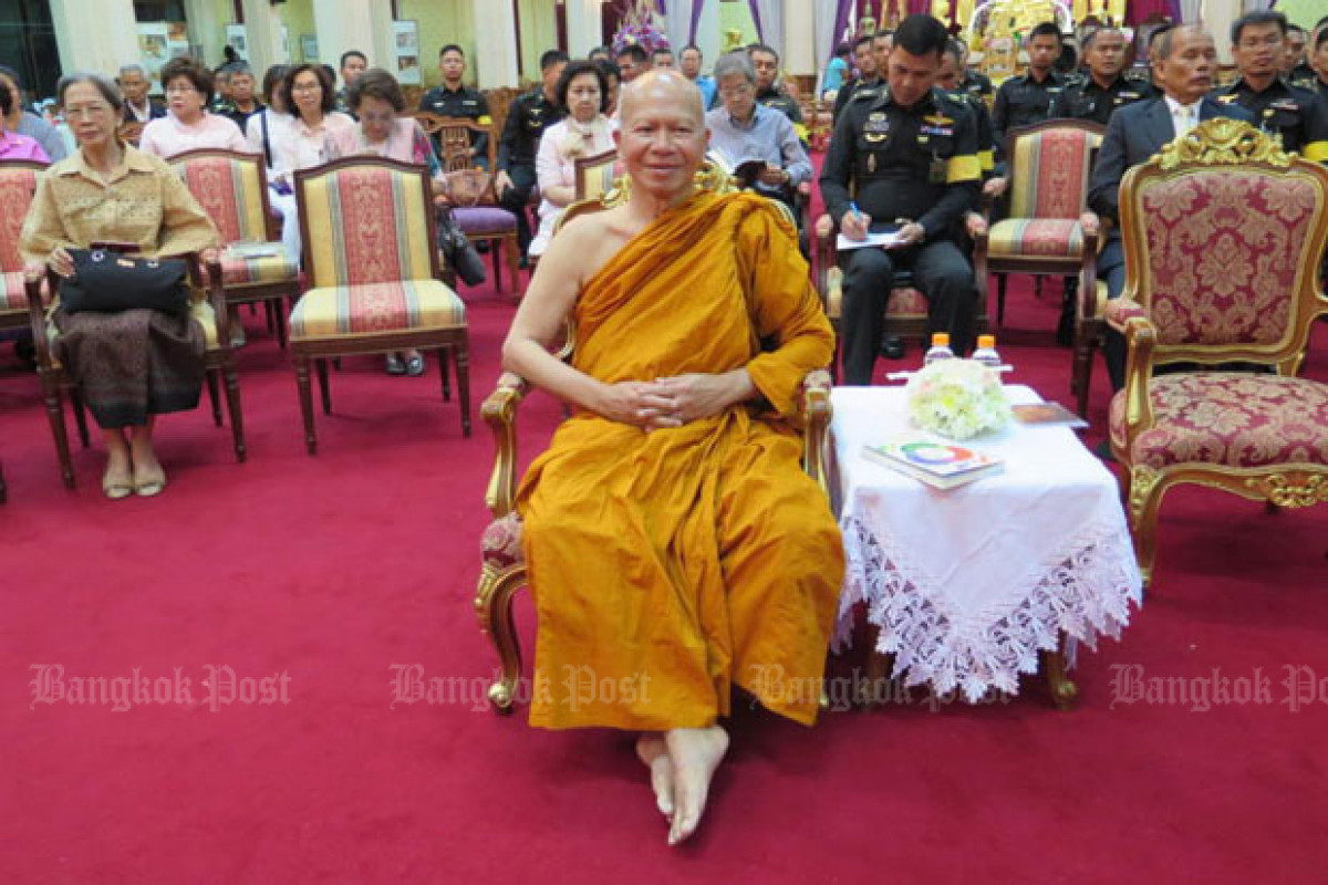 Bangkok Post - Expelled Sangha Supreme Councillor fled to Laos
