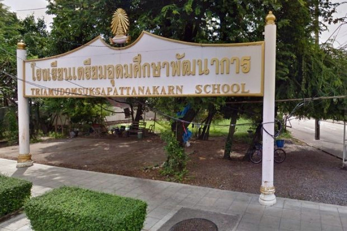 Bangkok Post - Triam Udom Suksa student wins at TCAS