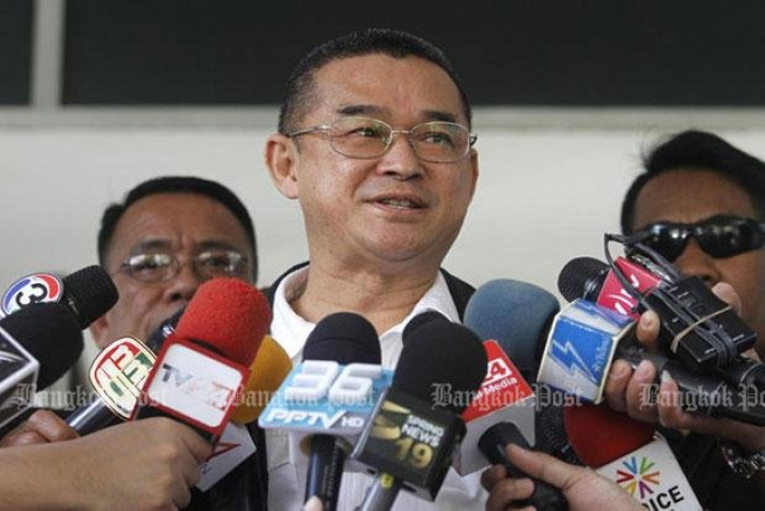 Bangkok Post - Poll inspector row heats up