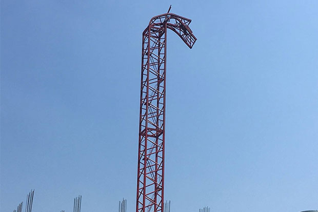 Bangkok Post - Four workers killed when crane boom breaks and falls