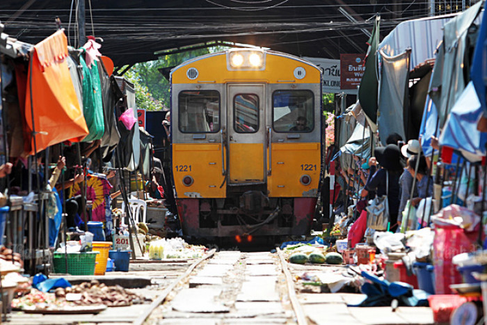 Bangkok Post - Special trains to Phetchaburi