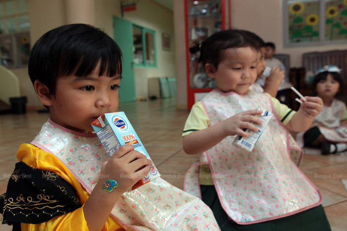 Bangkok Post - School milk goes under the microscope