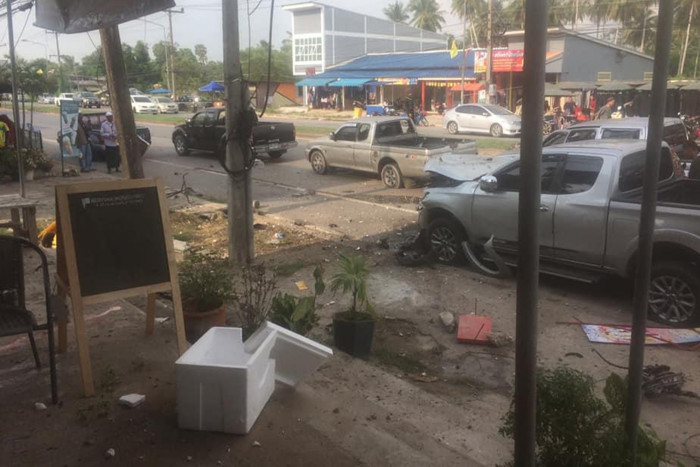 Bangkok Post - Two dead, 14 hurt in Pattani blast