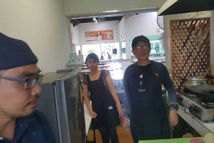 Bangkok Post - Couple on 53 fraud warrants caught