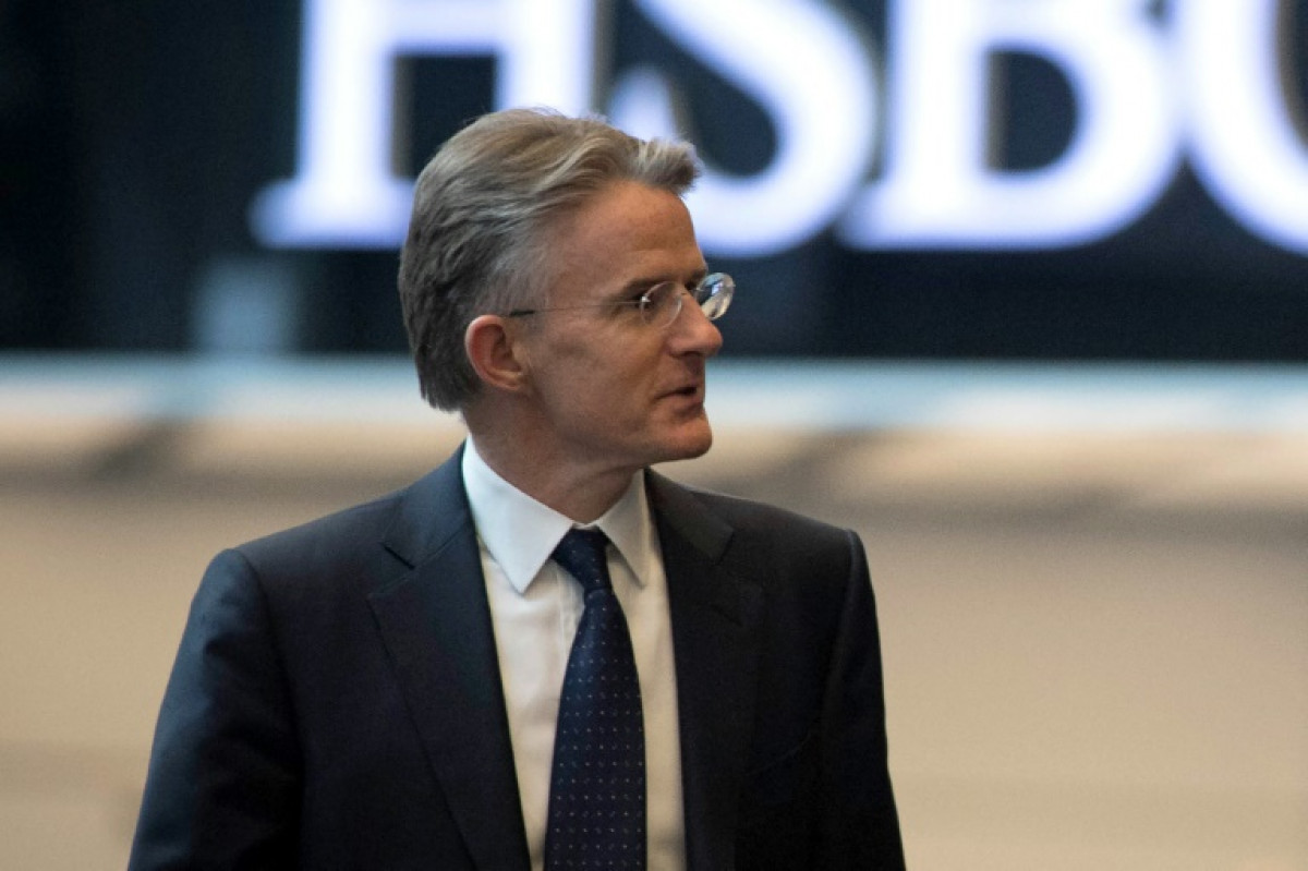 Bangkok Post - HSBC says CEO Flint steps down as it faces 'challenging ...