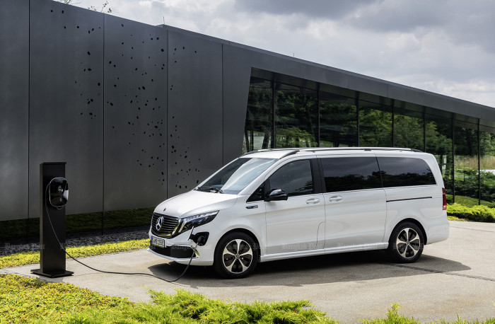 Bangkok Post - Mercedes-Benz reveals all-electric MPV