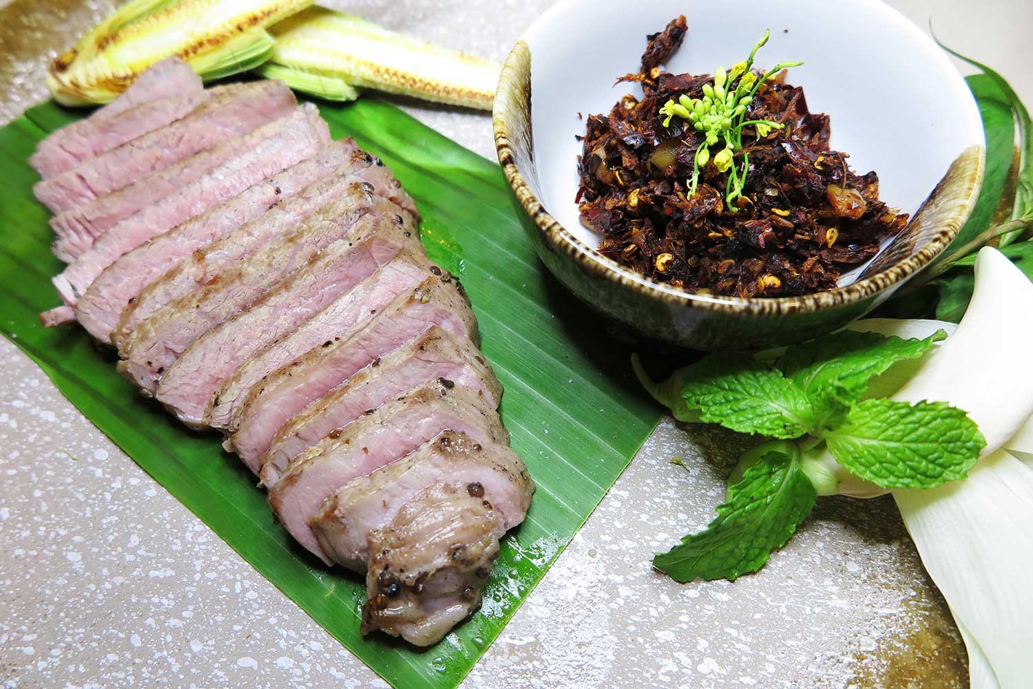 Bangkok Post - Lanna loves lion city