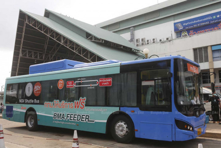 Bangkok Post - City chiefs launch BTS shuttle bus pilot service