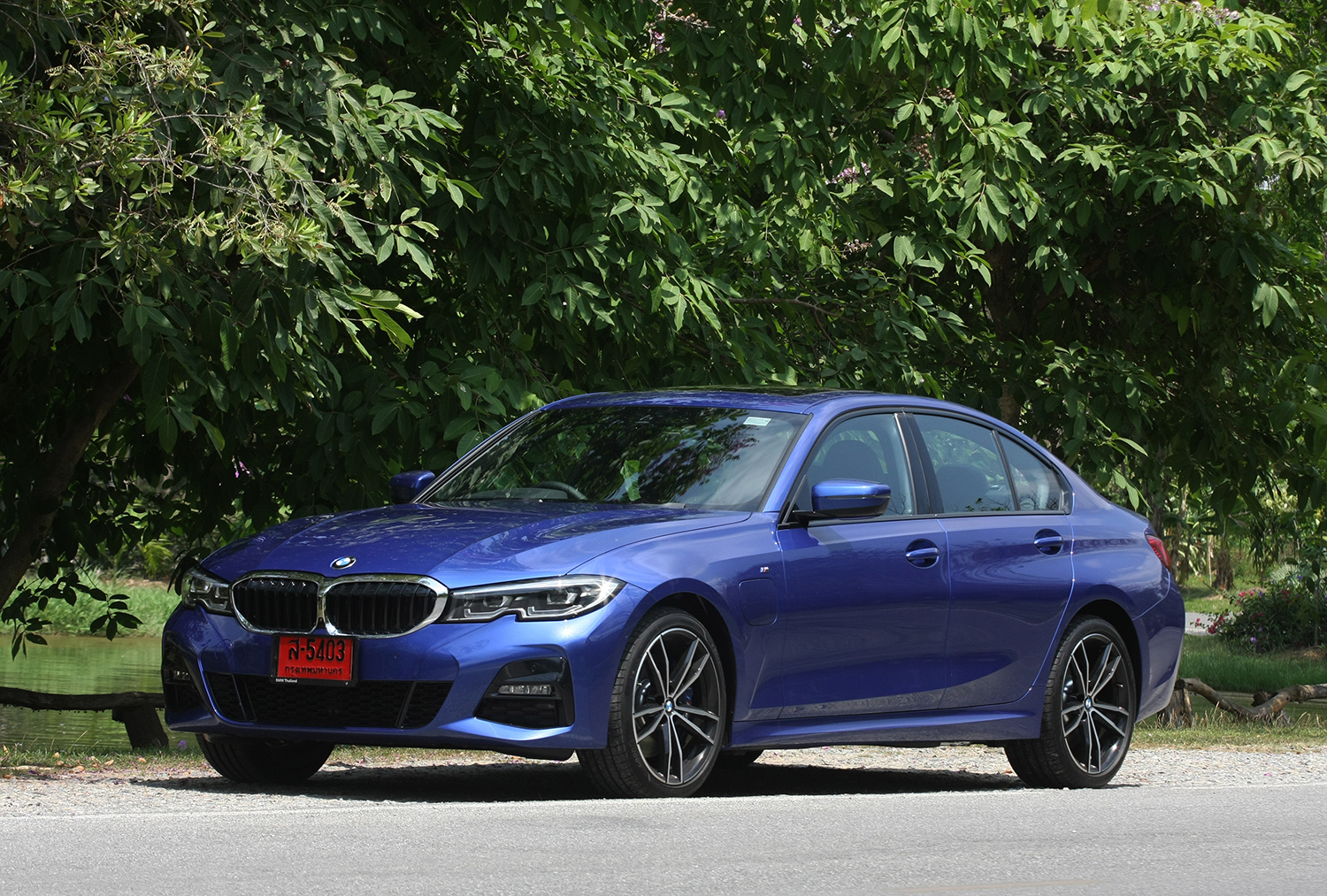 BMW 330e M Sport Plug in Hybrid 2020 Review BMW 330e M Sport Plug in Hybrid 2020 Review