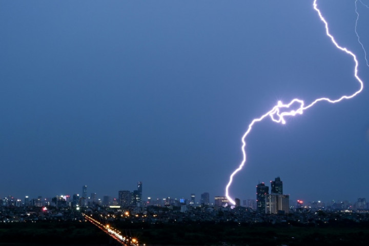 Bangkok Post - 700km lightning bolt, longest ever recorded
