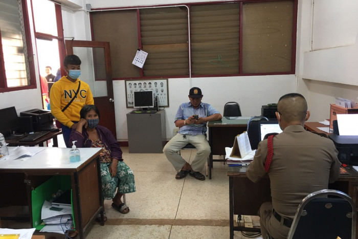 Bangkok Post Policeman Accused Of Overreacting Murder