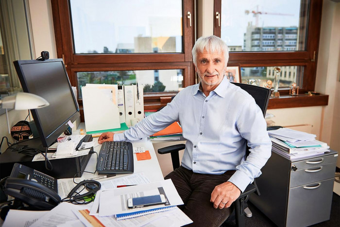 Bangkok Post - US, French doctors win recognition