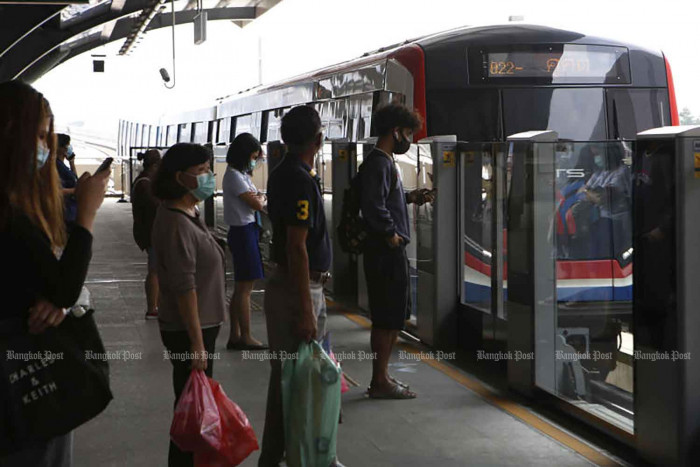 City trains 'for rich men only' Bangkok Post Learning - Learn English ...