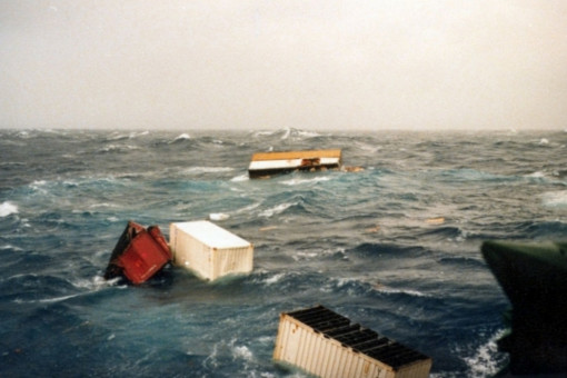 Bangkok Post - Shipping containers plunge overboard as supply race ...