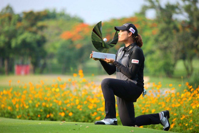 Bangkok Post - Ariya makes history on dramatic day