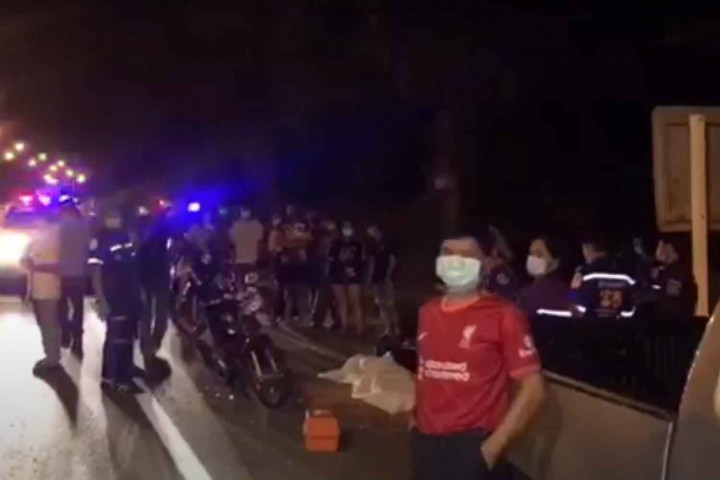 Bangkok Post - College student dies in motorcycle-pickup crash