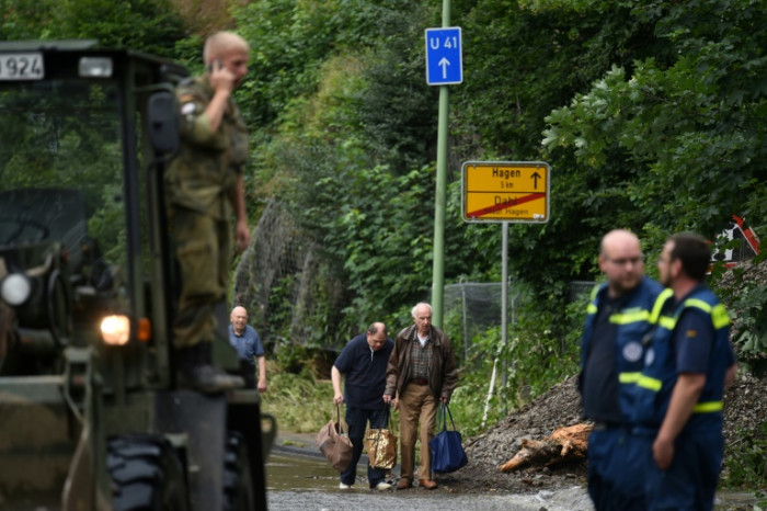Bangkok Post - Hundreds missing in Germany as floods batter Europe