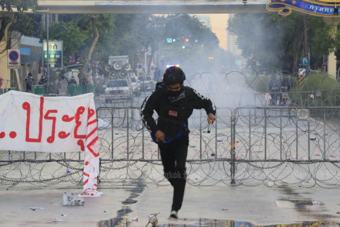 Bangkok Post - Protesters vow to reach Government House