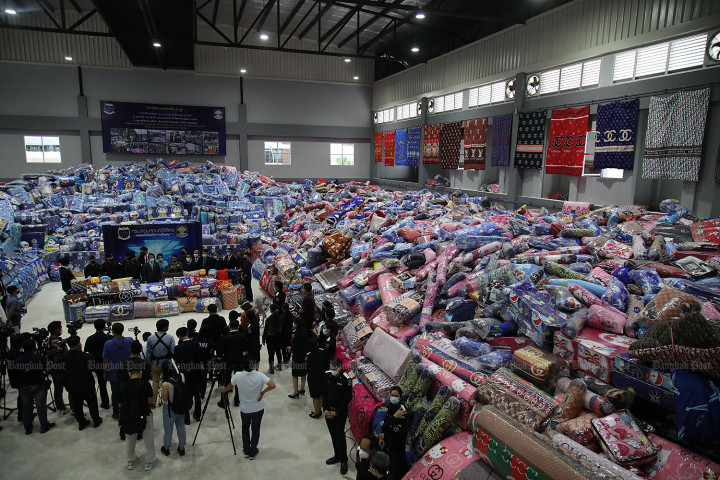 Bangkok Post - Raids yield B40m in counterfeit goods