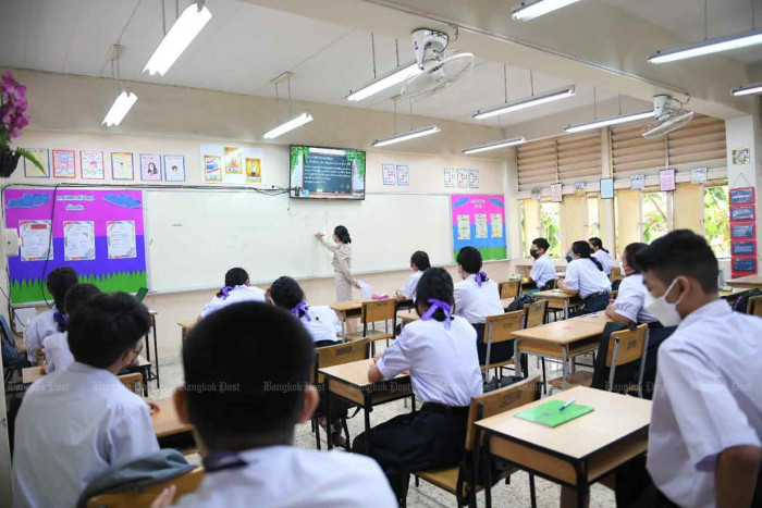 Bangkok students go back to school Bangkok Post Learning - Learn ...