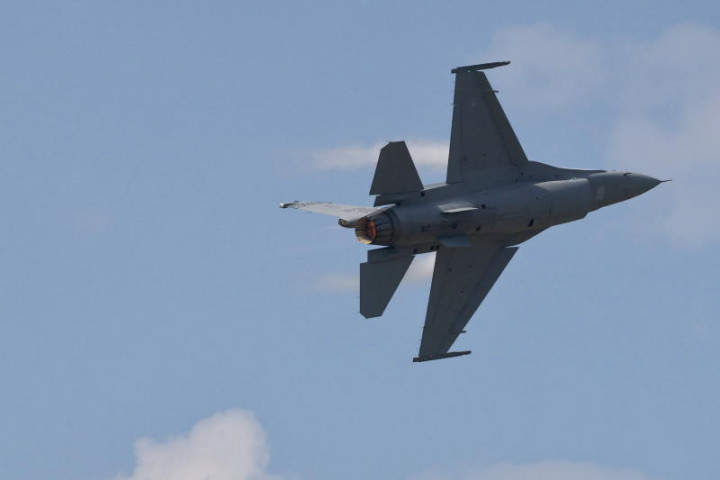 Bangkok Post - Taiwan scrambles to see off new Chinese air force incursion
