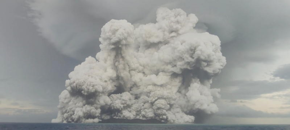Bangkok Post - Images show how Tonga volcano blew island to pieces