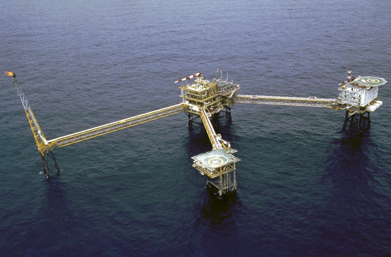 Bangkok Post - PTTEP seen taking over big Myanmar gas field as majors exit