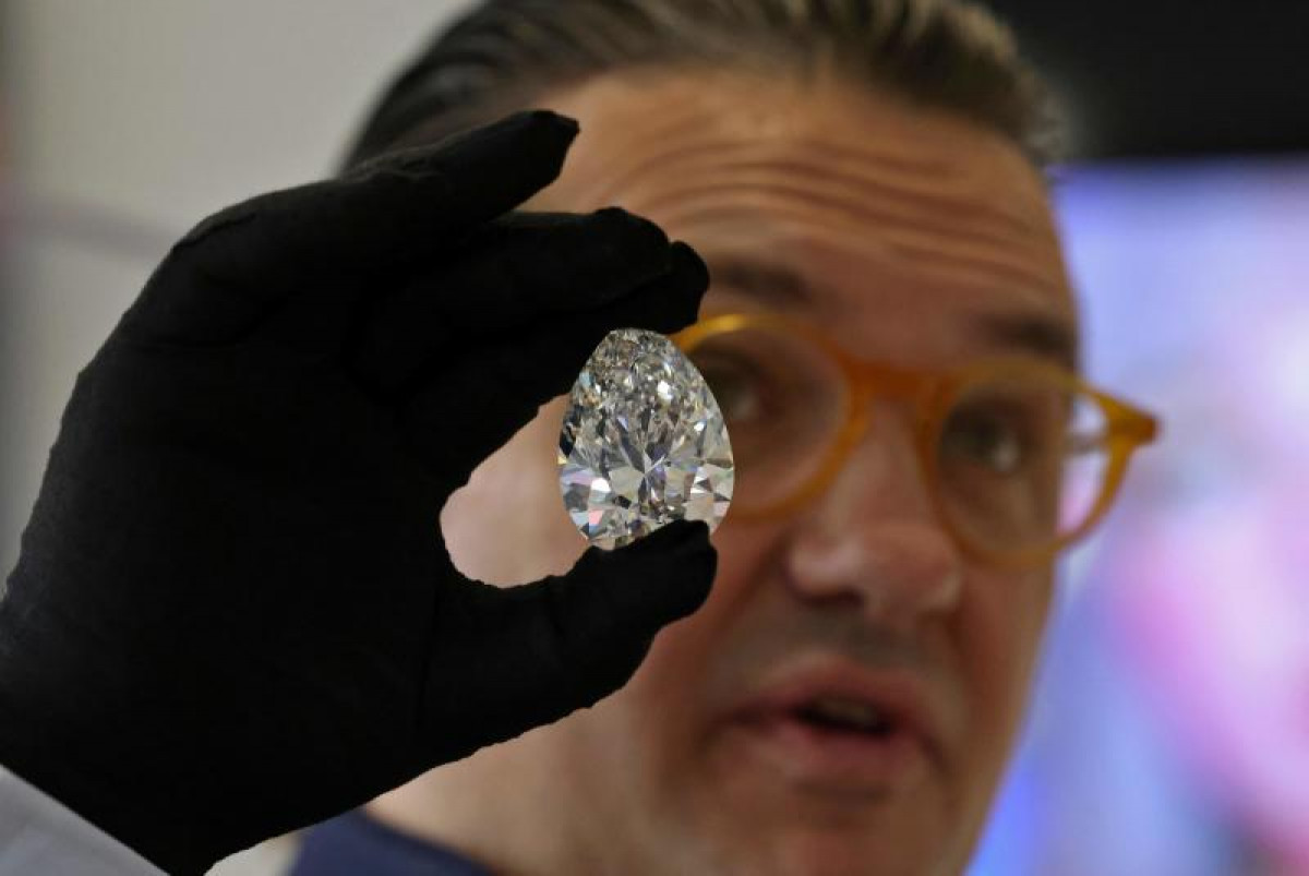 Bangkok Post - Giant white diamond 'The Rock' makes debut in Dubai
