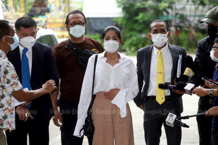 Bangkok Post - Prosecutors throw Tangmo's manager case back to police