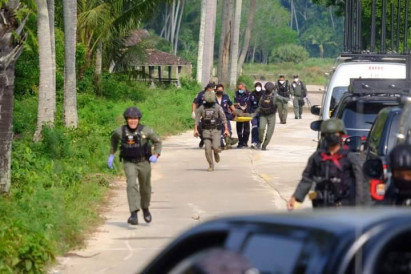 Rebels sidelined from talks admit to Pattani blast