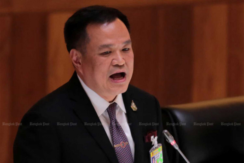 Bangkok Post - Anutin favours ending Thailand Pass for Thai returnees