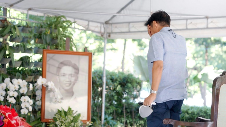 Bangkok Post - Philippine election winner Marcos visits dictator father ...
