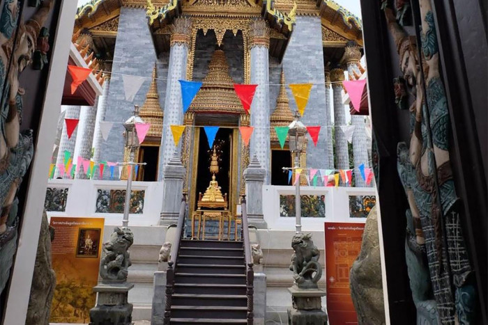 Bangkok Post - Join a temple tour in honour of a king