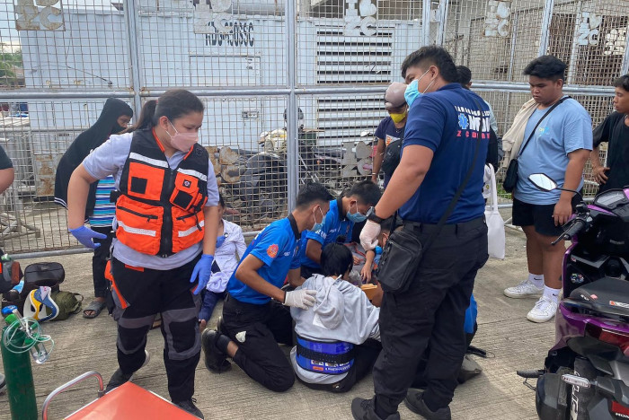 Bangkok Post - Dozens hurt in cash stampede in Philippines