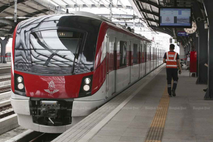 Bangkok Post - More cash urged for Red Line work