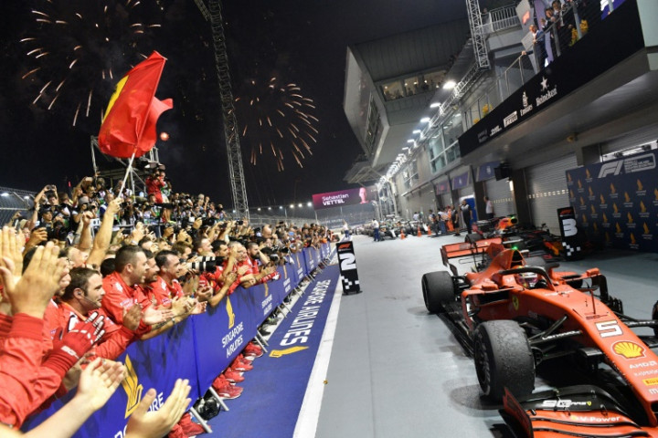 Bangkok Post - Singapore dressed up to party like it's 2019 for F1 return