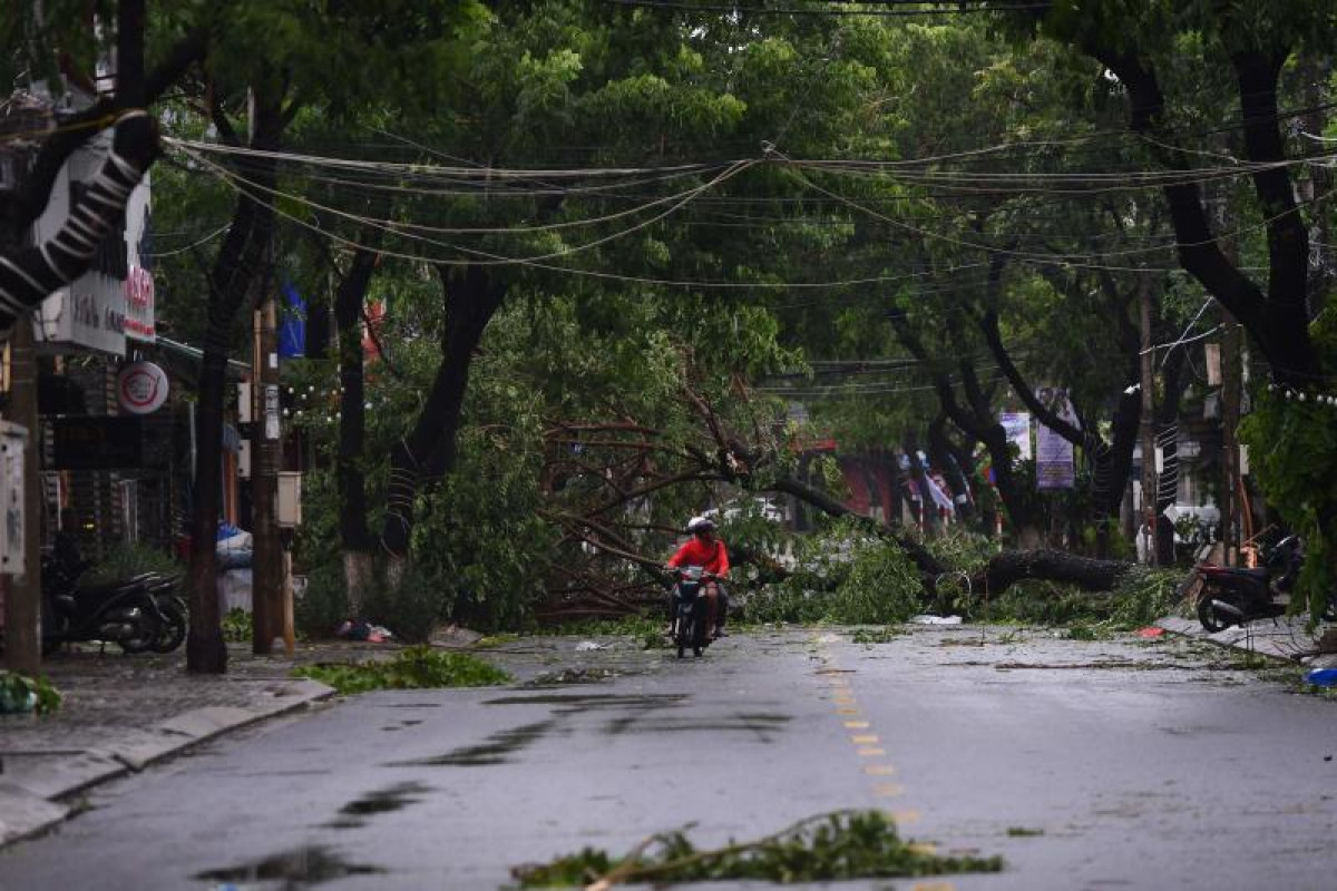 Bangkok Post - Typhoon Noru tears across Vietnam, Laos