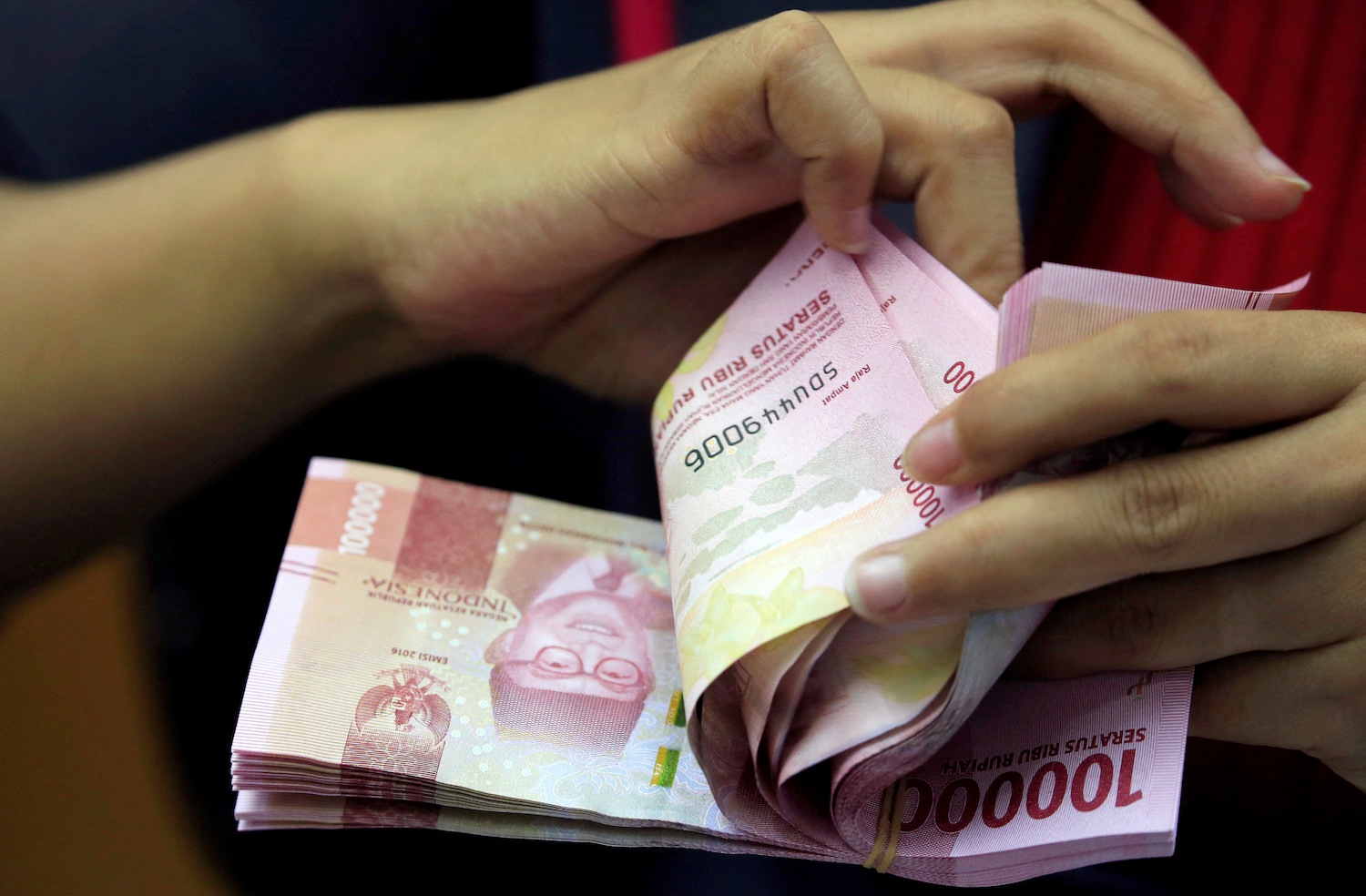 Bangkok Post Indonesia Seeks To Reduce Dollar Reliance