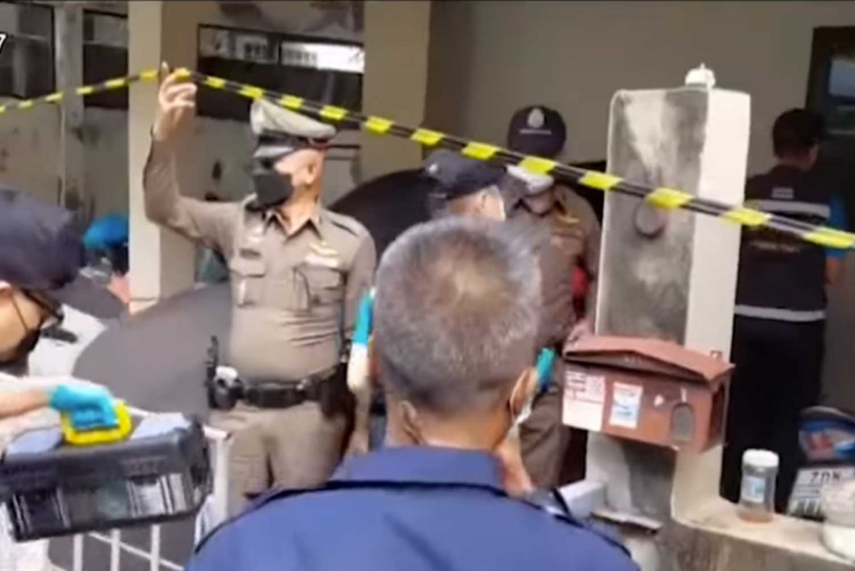 Bangkok Post - Man held after two family members shot dead