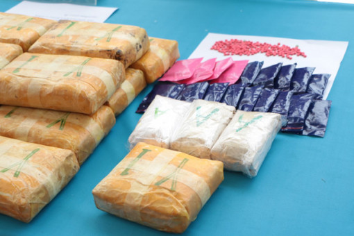 Bangkok Post - Courier caught, meth pills seized in South