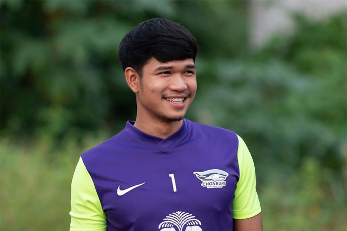 Bangkok Post - Chon Buri goalkeeper suspended