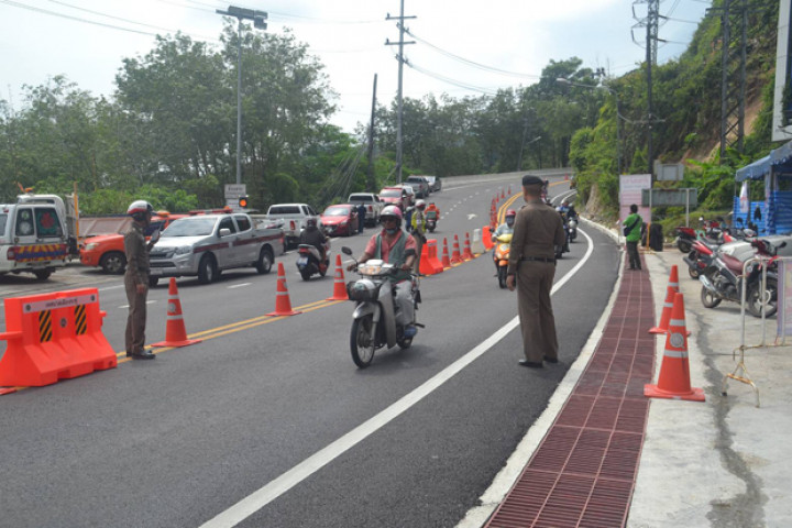 Bangkok Post - Patong-Kathu road reopens for one-way traffic