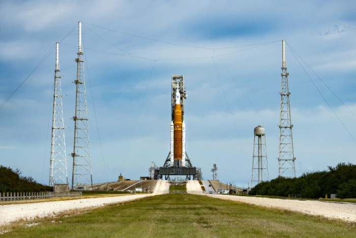 Bangkok Post - Final preparations underway for NASA's Moon rocket launch