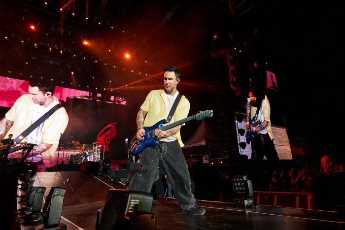 Bangkok Post - Maroon 5 works their magic at their first stadium show ...
