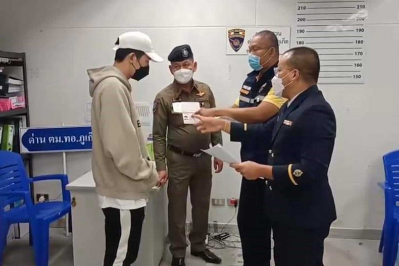 Bangkok Post - Singaporean denies all Forex-3D charges