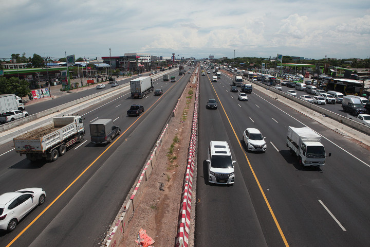 Bangkok Post - Expressway tender outlined