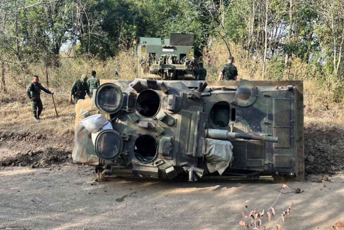 Bangkok Post - Blunt force trauma caused tank crew deaths