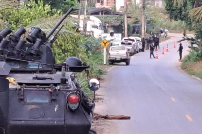 Bangkok Post - Suspected bomb maker killed by security forces in Yala