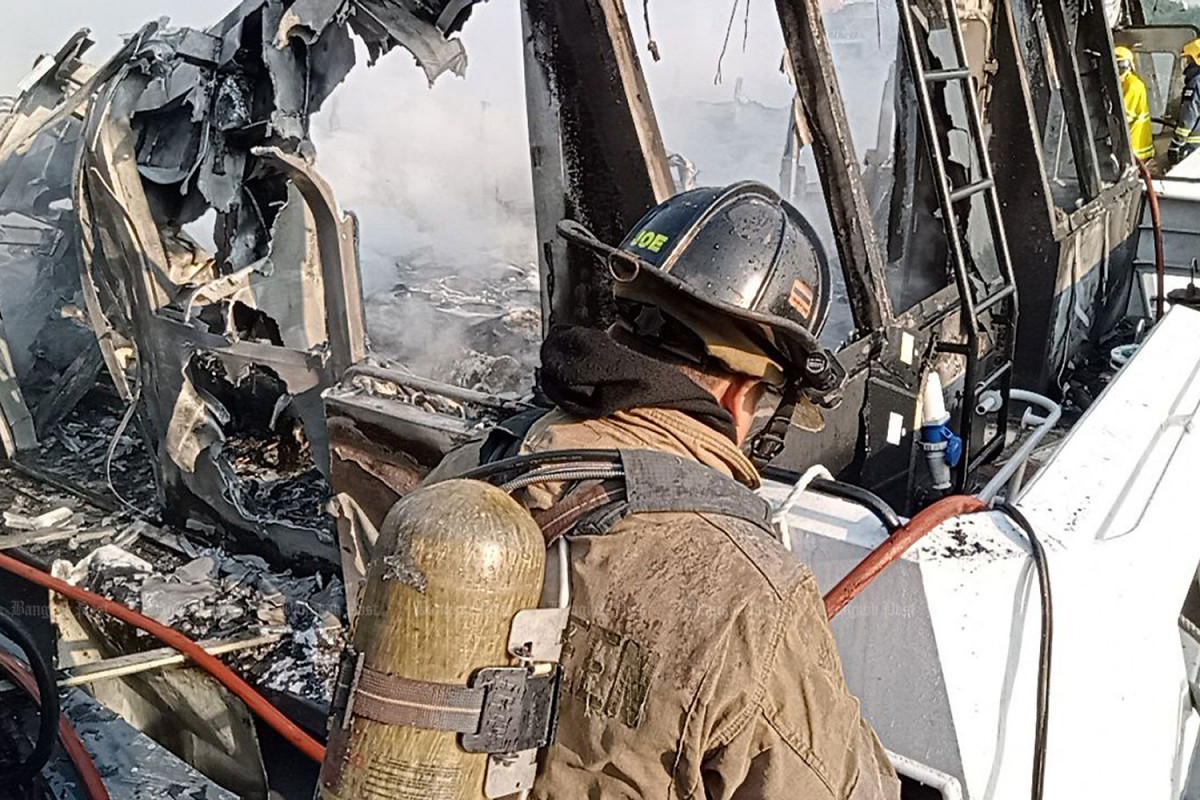 Bangkok Post - Ferry operator denies battery caused fire